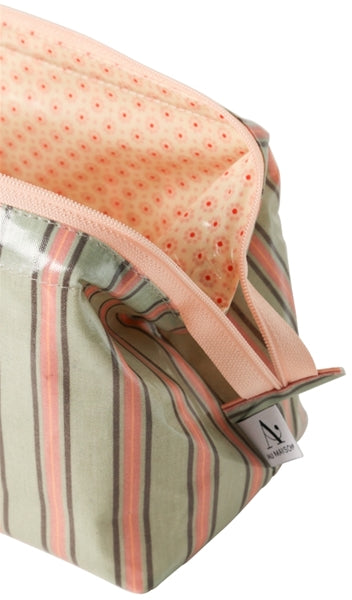 Sponge Bag – Nora's Interiors & Gifts